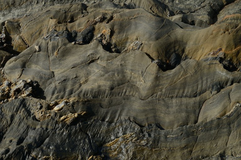 Stones – Carla Tabora Visual Artist